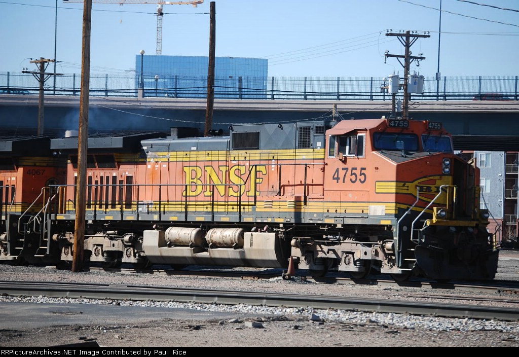 BNSF 4755